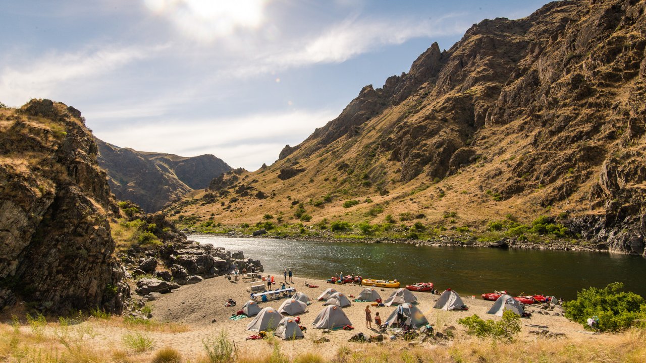 Rafting Hells Canyon - Snake River | ROW Adventures